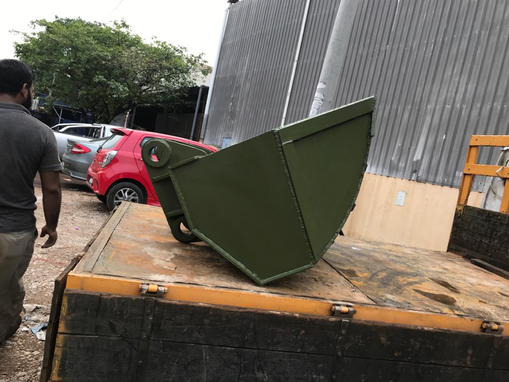 Excavator Trenching / Digging Bucket @ Puchong - ONE MACHINE ...