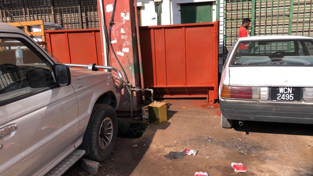Sludge Dewatering Disposal Bin - ONE MACHINE ENGINEERING SDN BHD