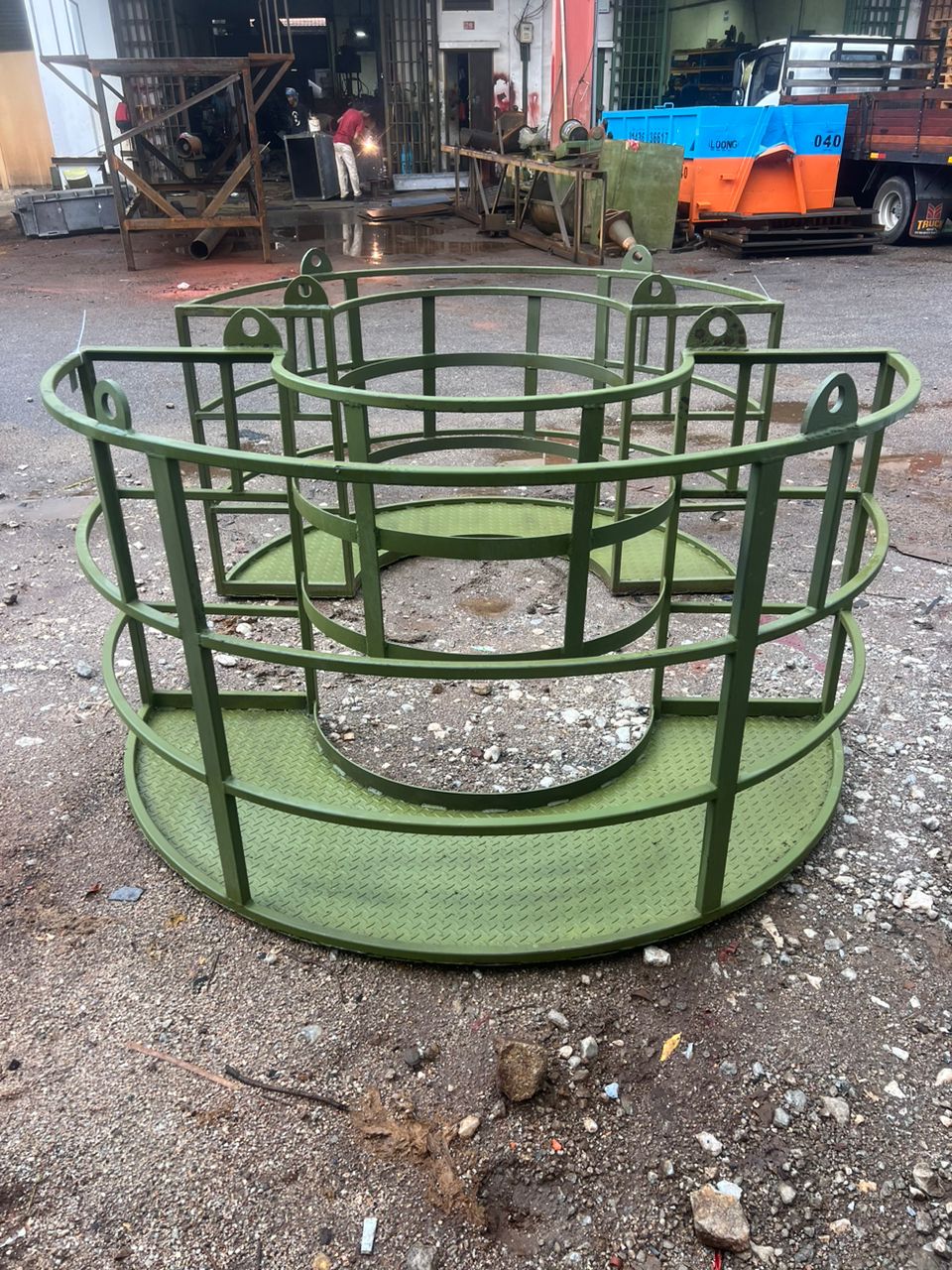 Safety man basket / man cage @ Puchong - ONE MACHINE ENGINEERING SDN BHD